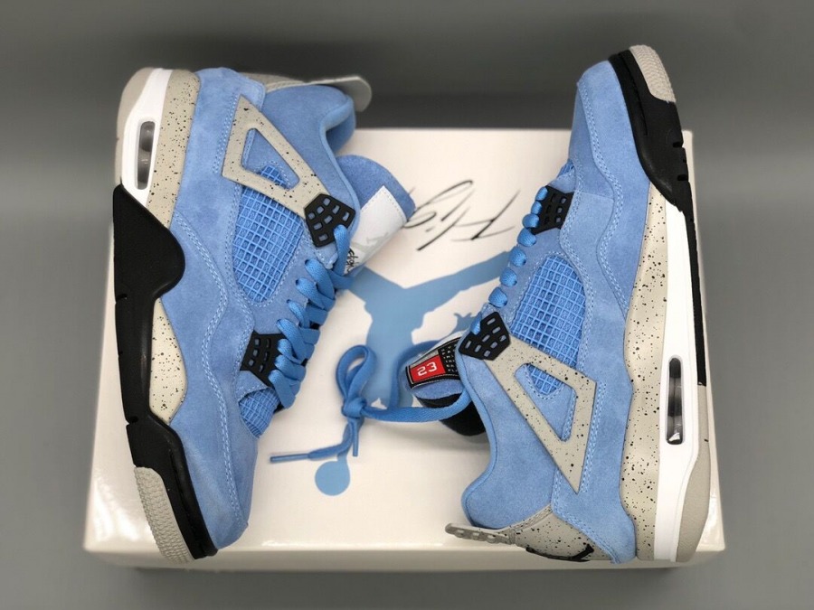 Air Jordan 4 Retro 'University Blue' - SneakerCharter.com