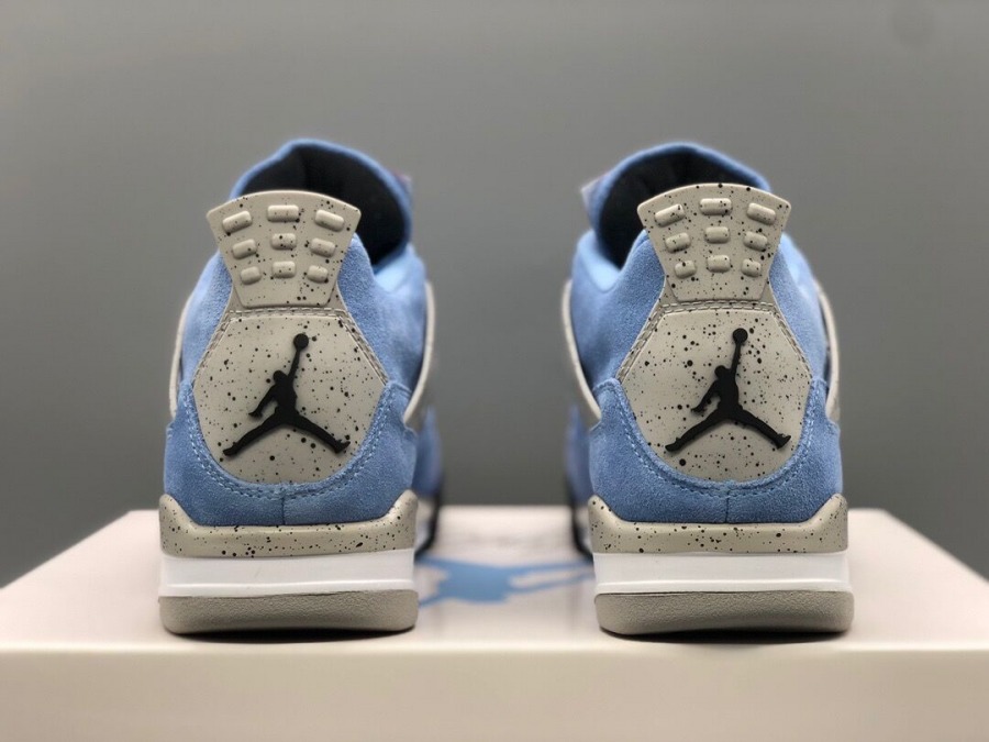 Air Jordan 4 Retro 'University Blue' - SneakerCharter.com