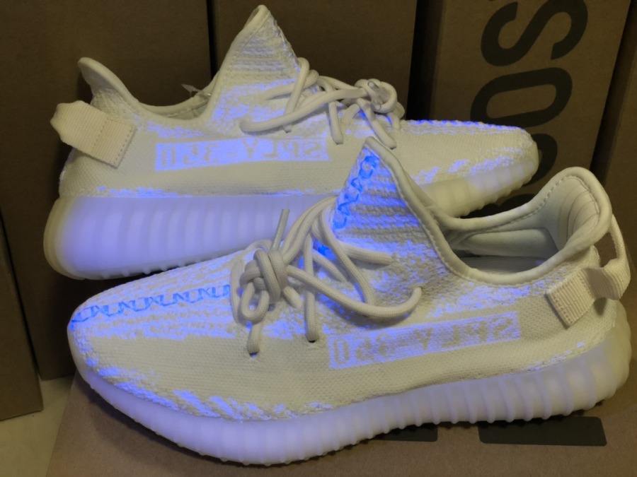 Yeezy Boost 350 V2 'Cream White / Triple White' - SneakerCharter.com