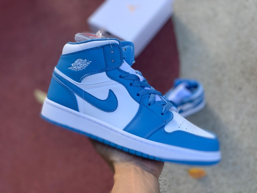 Air Jordan 1 Mid 'UNC' - SneakerCharter.com
