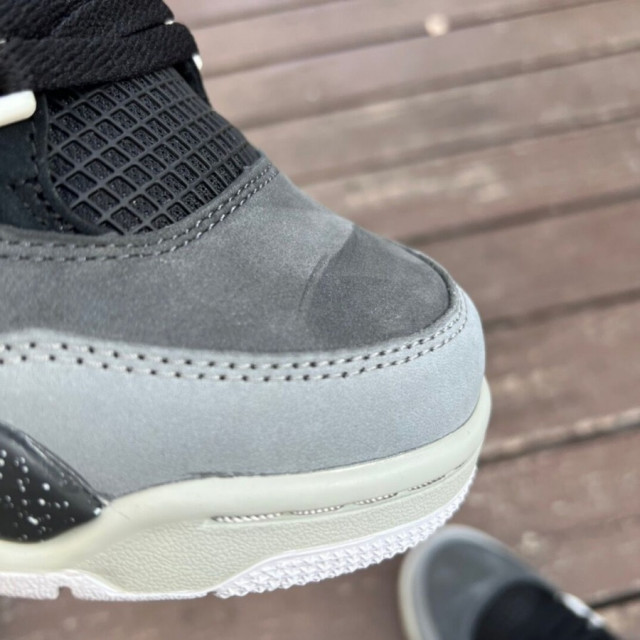 Air Jordan 4 Retro 'Fear' - SneakerCharter.com