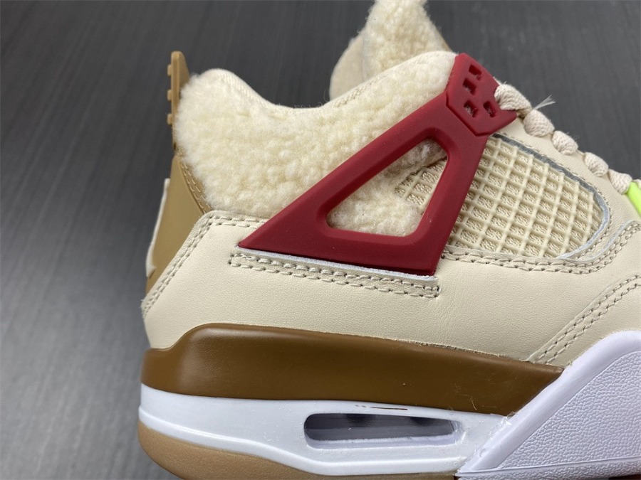 Air Jordan 4 Retro 'Wild Things' - SneakerCharter.com