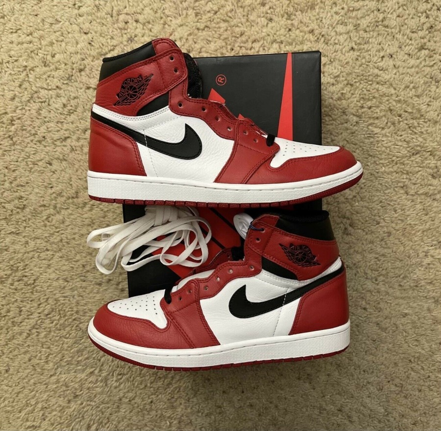 Jordan 1 Retro Chicago (2015) - SneakerCharter.com