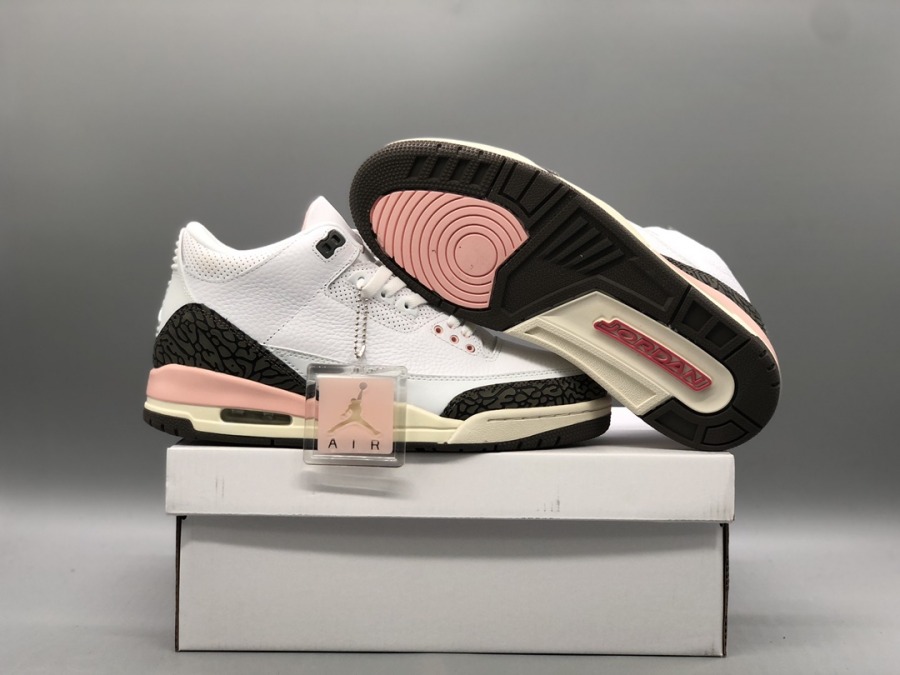 Air Jordan 3 Retro 'Neapolitan' - SneakerCharter.com
