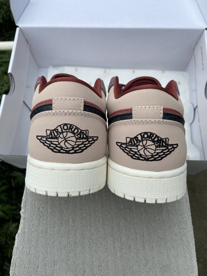Air Jordan 1 Low 'Canyon Rust' - SneakerCharter.com