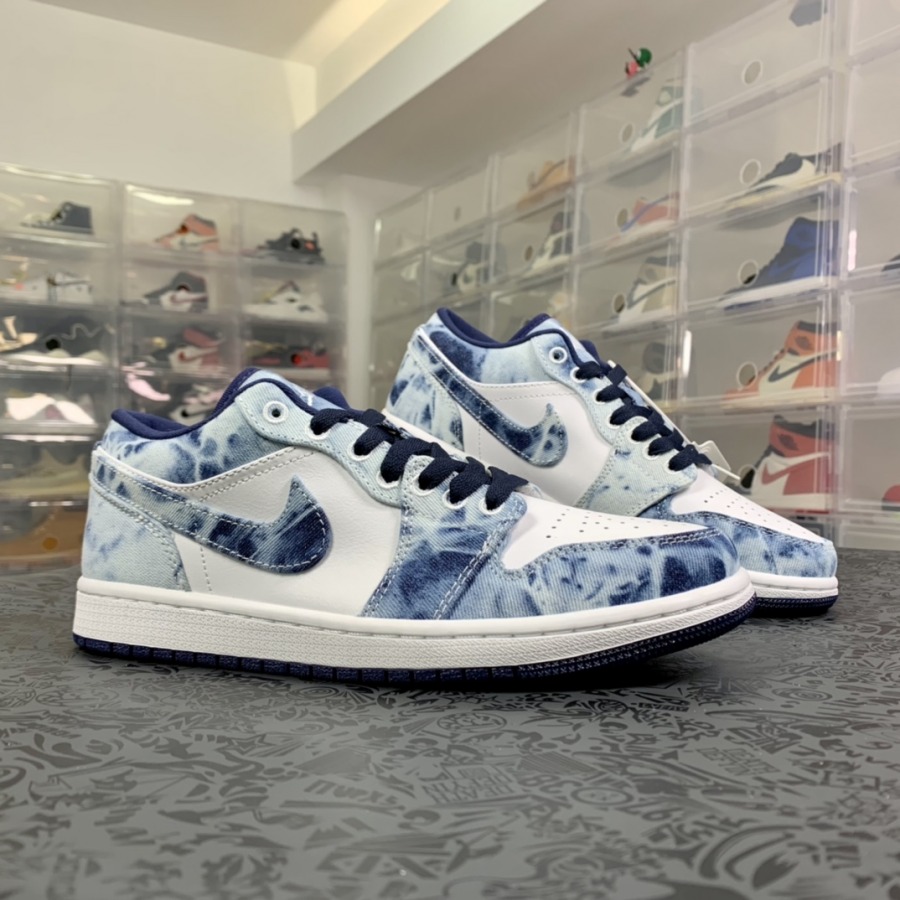 Air Jordan 1 Low SE 'Washed Denim' - SneakerCharter.com