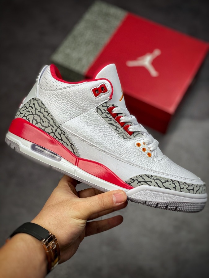 Air Jordan 3 Retro 'Cardinal Red' - SneakerCharter.com