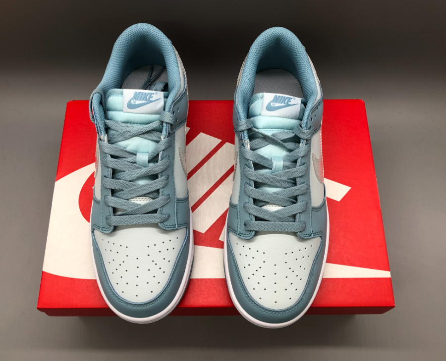 Dunk Low 'Aura Clear' - SneakerCharter.com