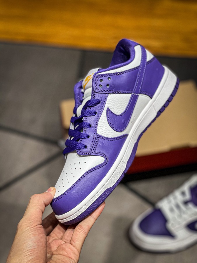 Nike Dunk Low Flip the Old School - SneakerCharter.com