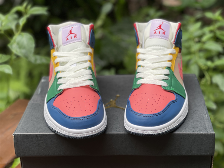 Air Jordan 1 Mid 'Multi-Color' - SneakerCharter.com