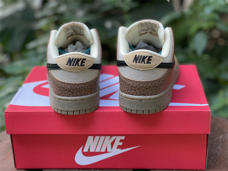 Nike Dunk Low 'Golden Moss' - SneakerCharter.com