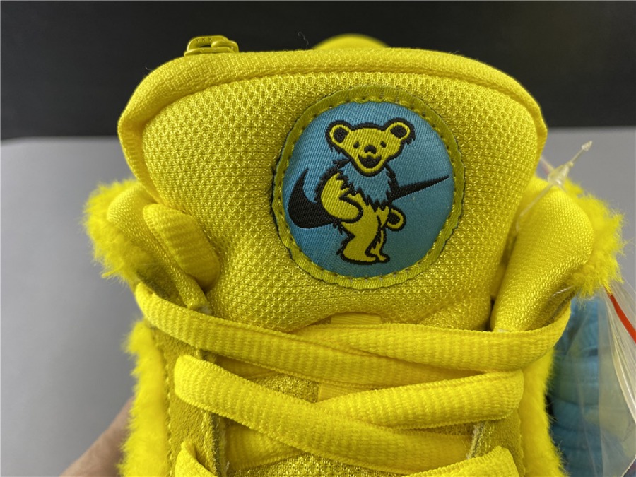Grateful Dead x Dunk Low SB 'Yellow Bear' - SneakerCharter.com