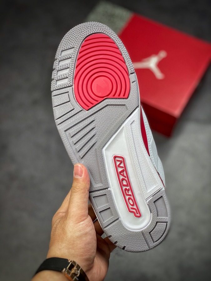 Air Jordan 3 Retro 'Cardinal Red' - SneakerCharter.com