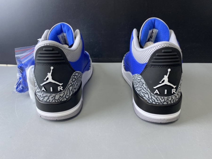 Air Jordan 3 Retro 'Varsity Royal' - SneakerCharter.com