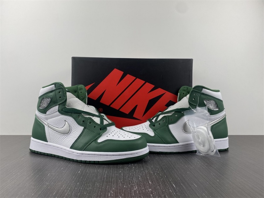 Air Jordan 1 Retro High OG 'Gorge Green' - SneakerCharter.com