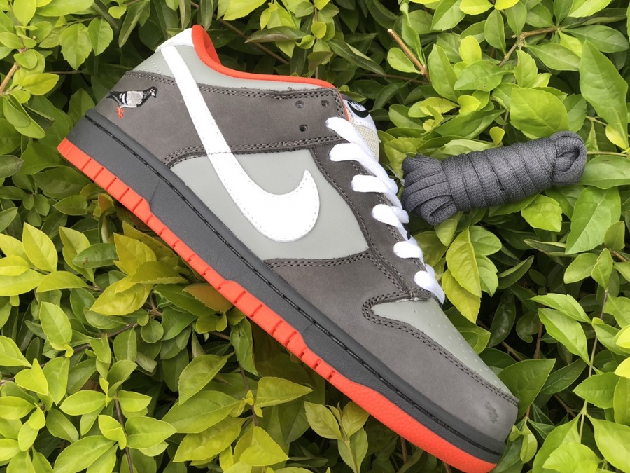 Jeff Staple x Dunk Low Pro SB 'Pigeon' - SneakerCharter.com