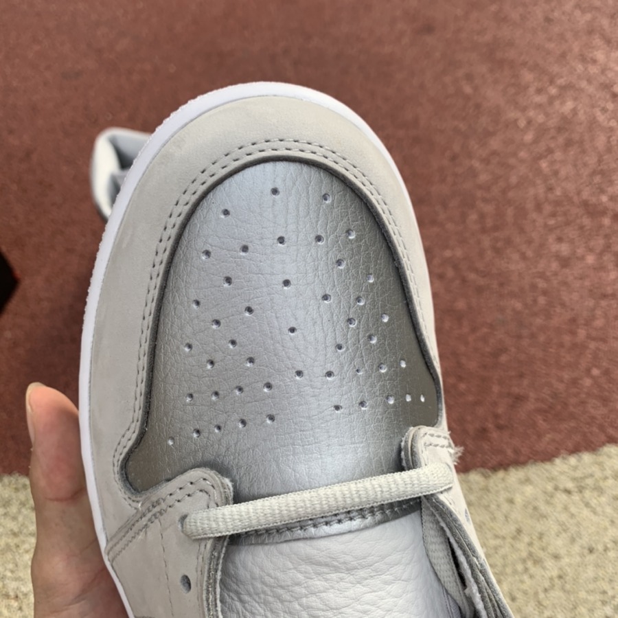 Jordan 1 Retro High CO Japan Neutral Grey (2020) - SneakerCharter.com