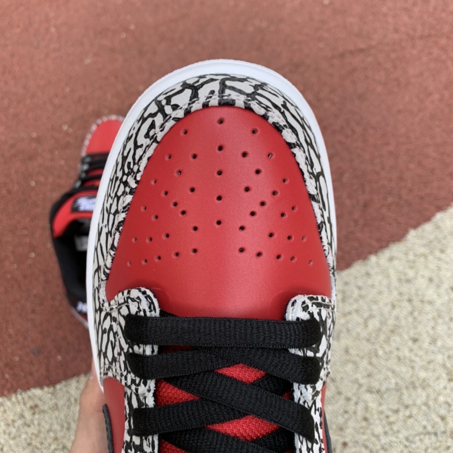 Supreme x Dunk Low Premium SB 'Red Cement' - SneakerCharter.com