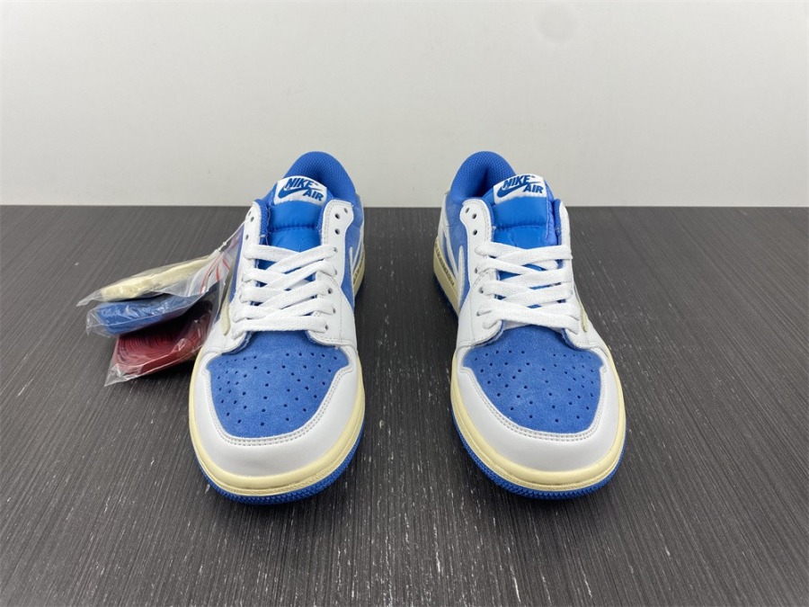 Fragment Design x Travis Scott x Air Jordan 1 Retro Low 'UNC ...