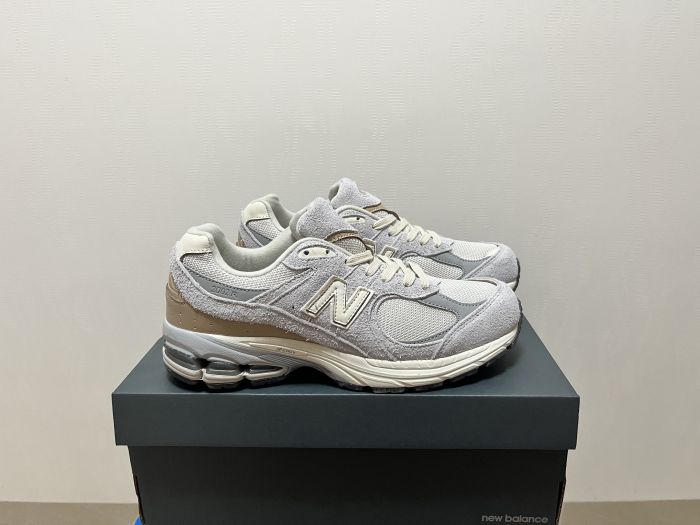 New Balance 2002R 'Rain Cloud Angora' - SneakerCharter.com