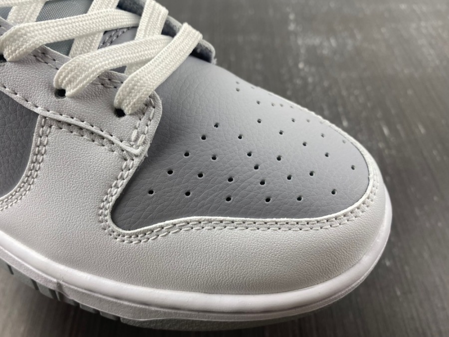 Dunk Low 'White Neutral Grey' - SneakerCharter.com