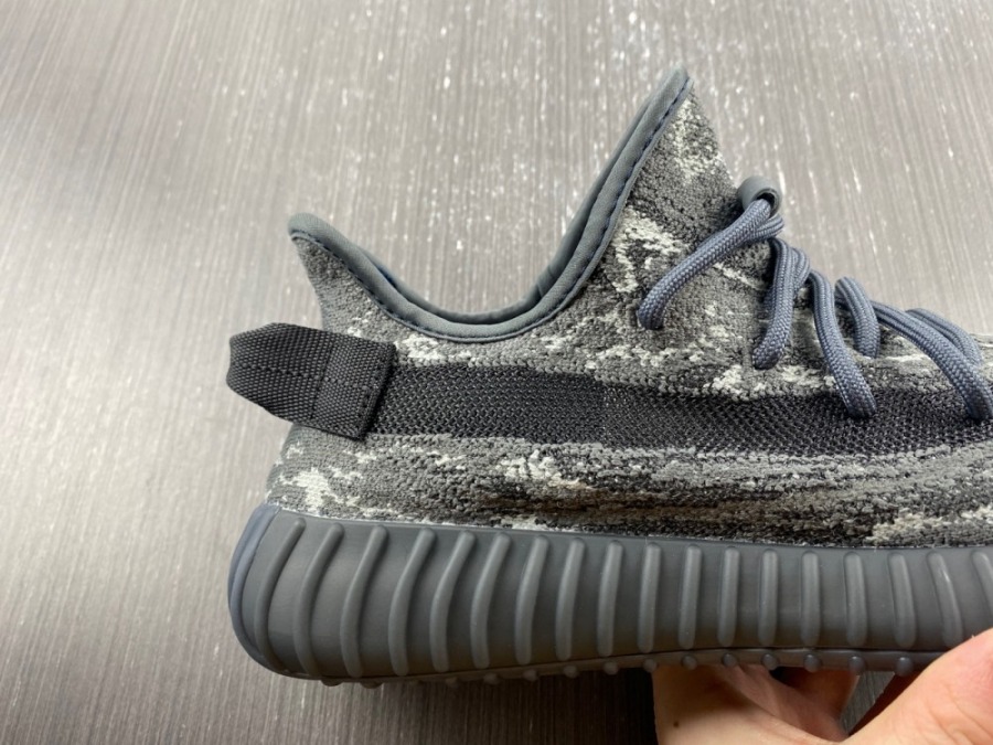 Yeezy Boost 350 V2 'Dark Salt' - SneakerCharter.com