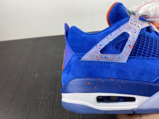 Air Jordan 4 Retro 'Florida Gators' PE - SneakerCharter.com