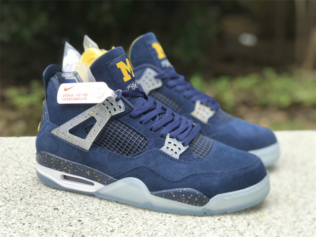 Air Jordan 4 Retro 'Michigan Wolverines' PE - SneakerCharter.com