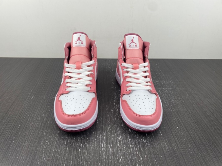 Air Jordan 1 Mid GS 'Valentine's Day 2023' - SneakerCharter.com