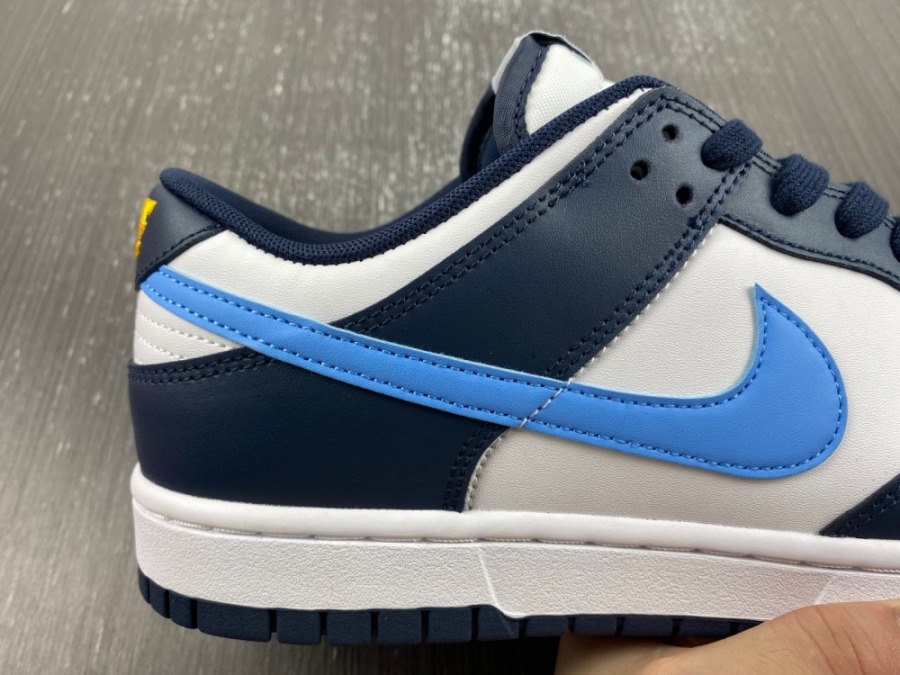 Nike Dunk Low 'Midnight Navy' - SneakerCharter.com