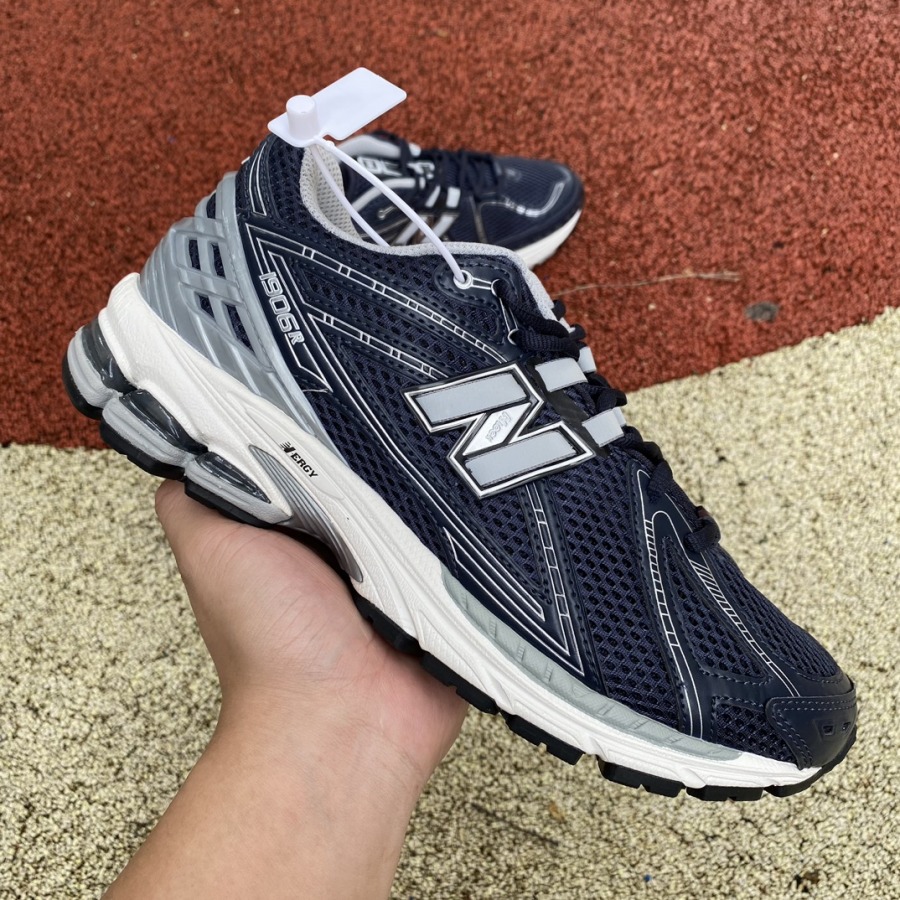 New Balance 1906R 'Eclipse' - SneakerCharter.com