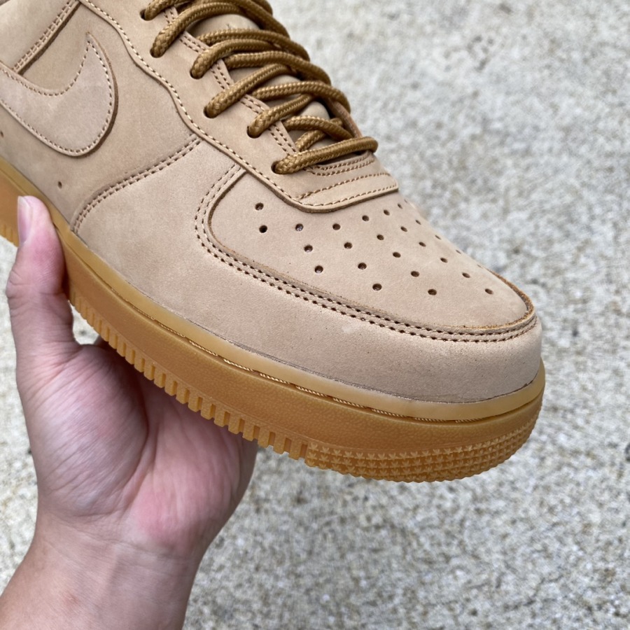 Air Force 1 Low 'Flax' - SneakerCharter.com