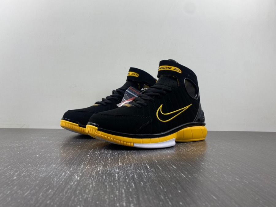 Air Zoom Huarache 2K4 'Black Maize' - SneakerCharter.com