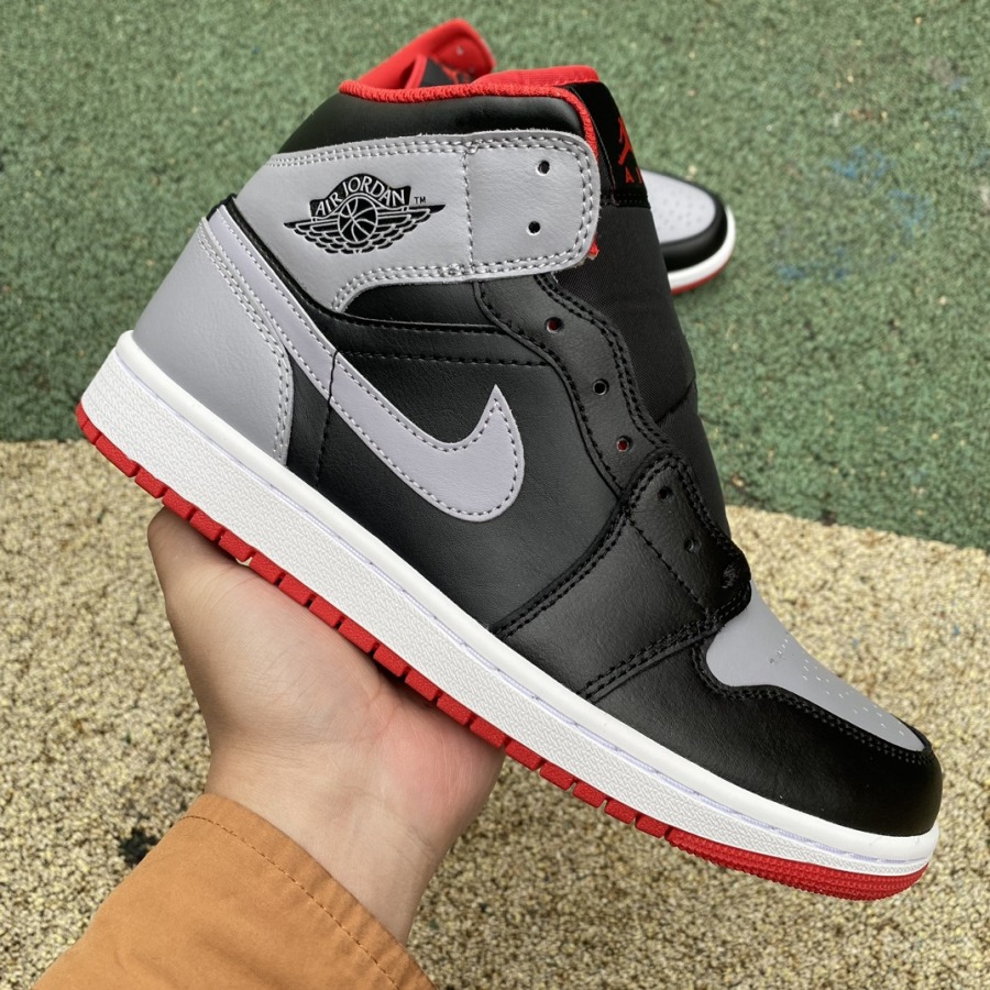 Air Jordan 1 Mid 'Bred Shadow' - SneakerCharter.com