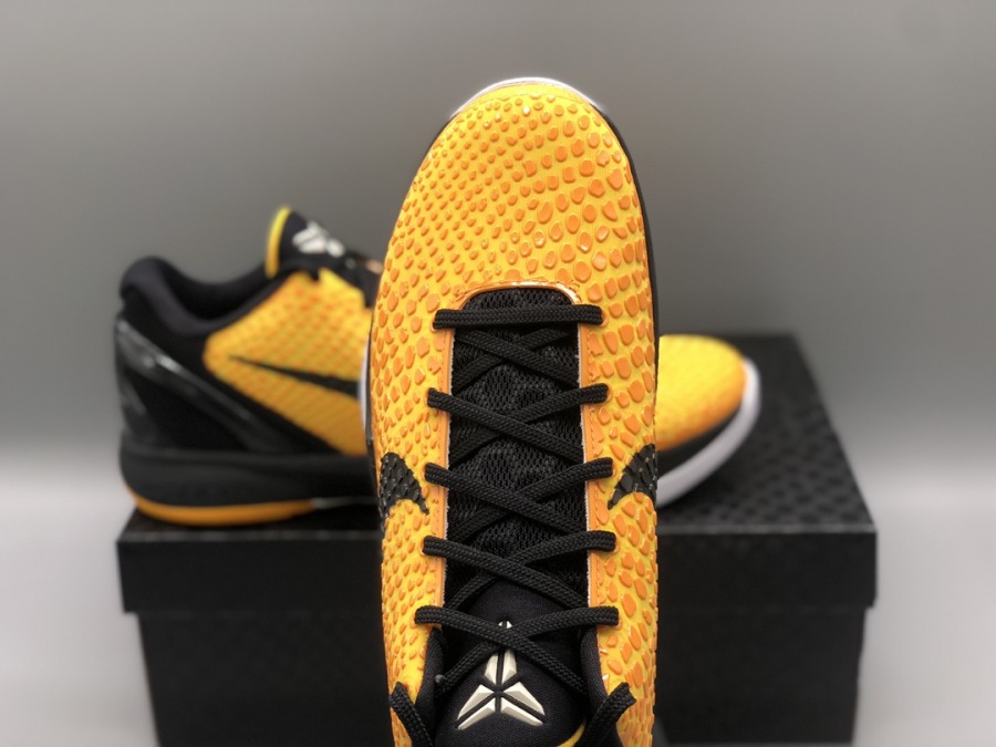 Zoom Kobe 6 'Lightbulb' - SneakerCharter.com