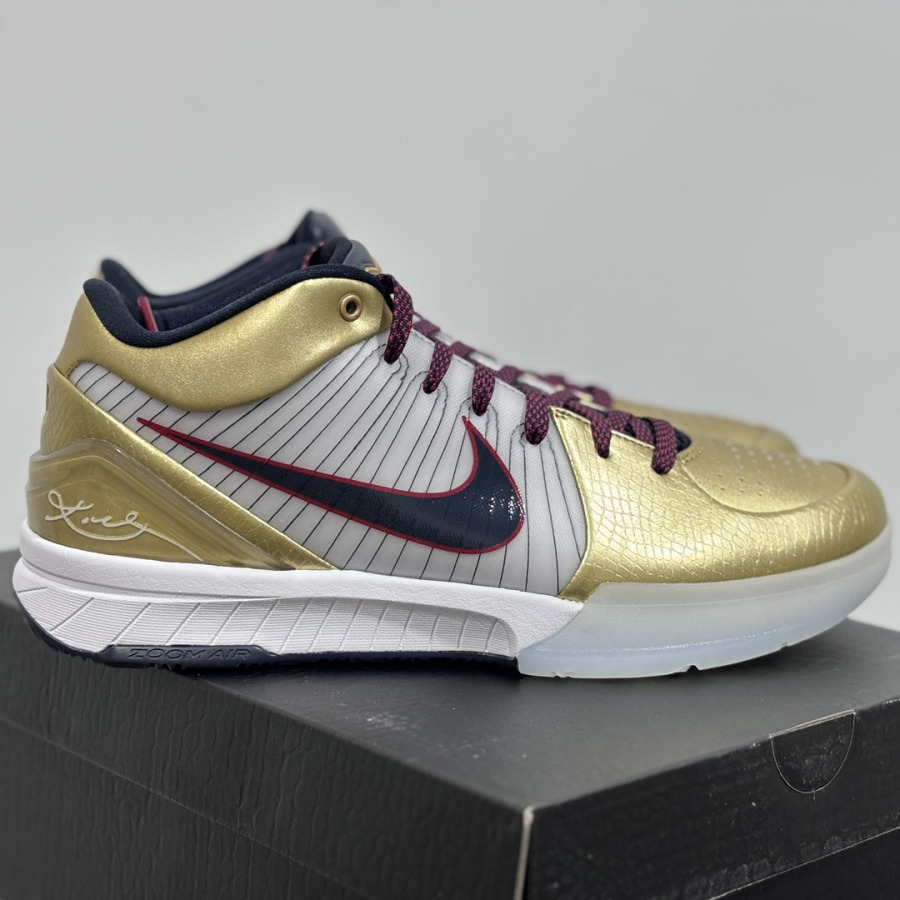 Zoom Kobe 4 Protro 'Gold Medal' - SneakerCharter.com