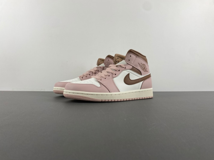 Air Jordan 1 Mid 'Neapolitan' - SneakerCharter.com